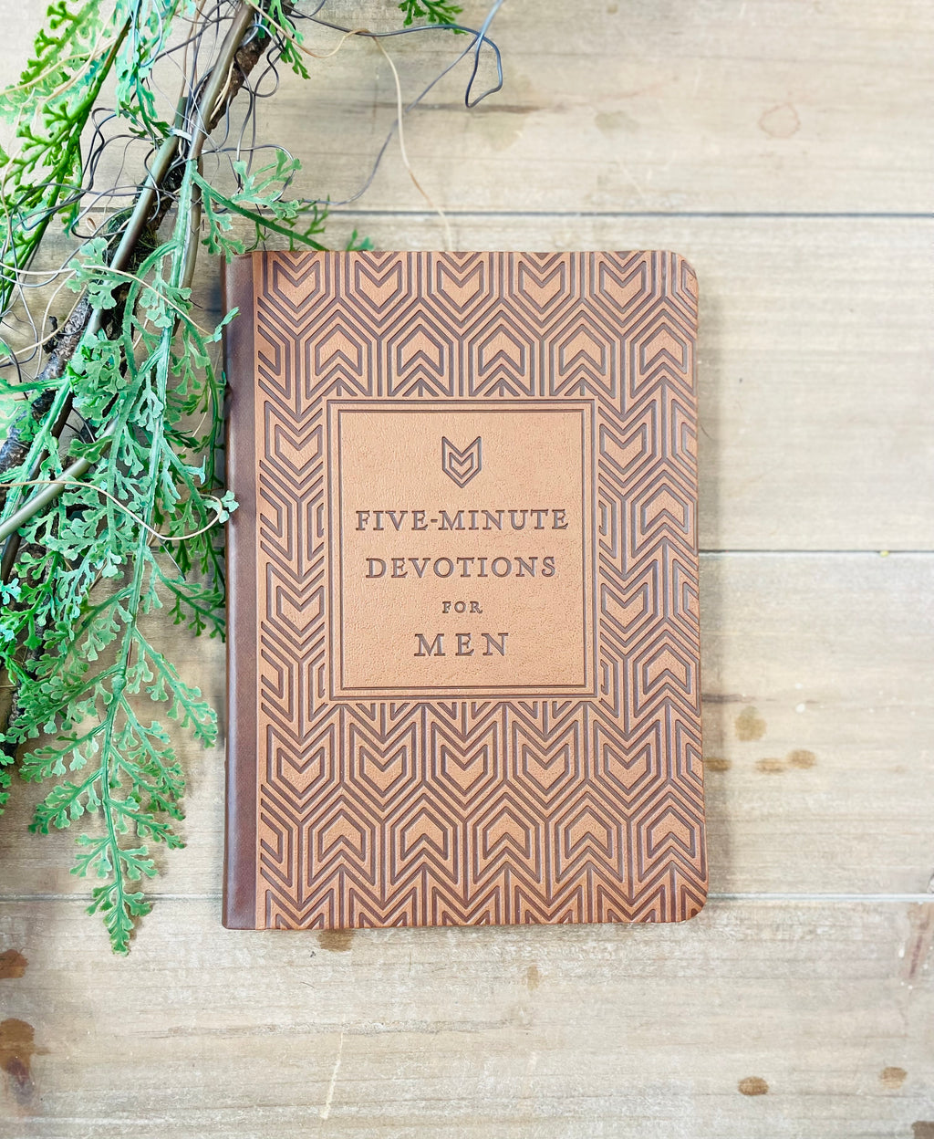 Five-Minute Devotions for Men Book – Martin House Gifts